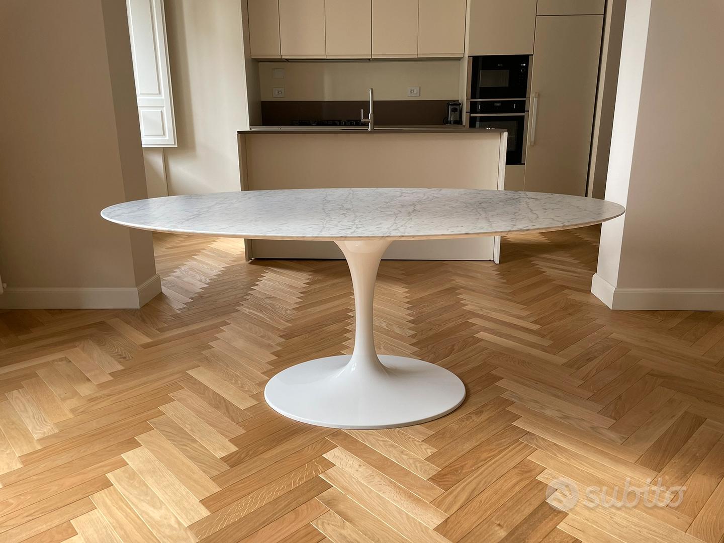 Tavolo MVSEVM 769 Tulip Saarinen in marmo - Arredamento e Casalinghi In ... Tavolo MVSEVM 769 Tulip Saarinen in marmo - Arredamento e Casalinghi In ...