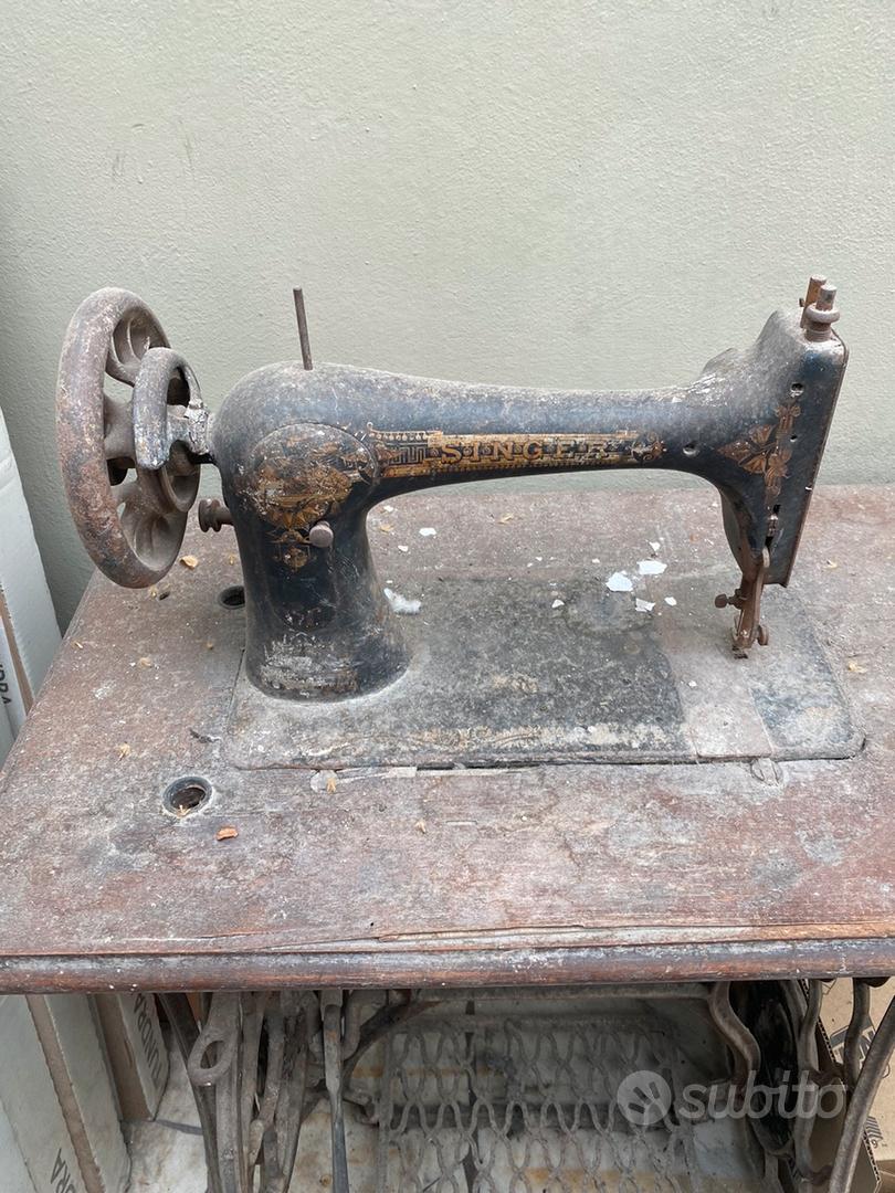 Macchina da cucire Singer - Collezionismo In vendita a Firenze