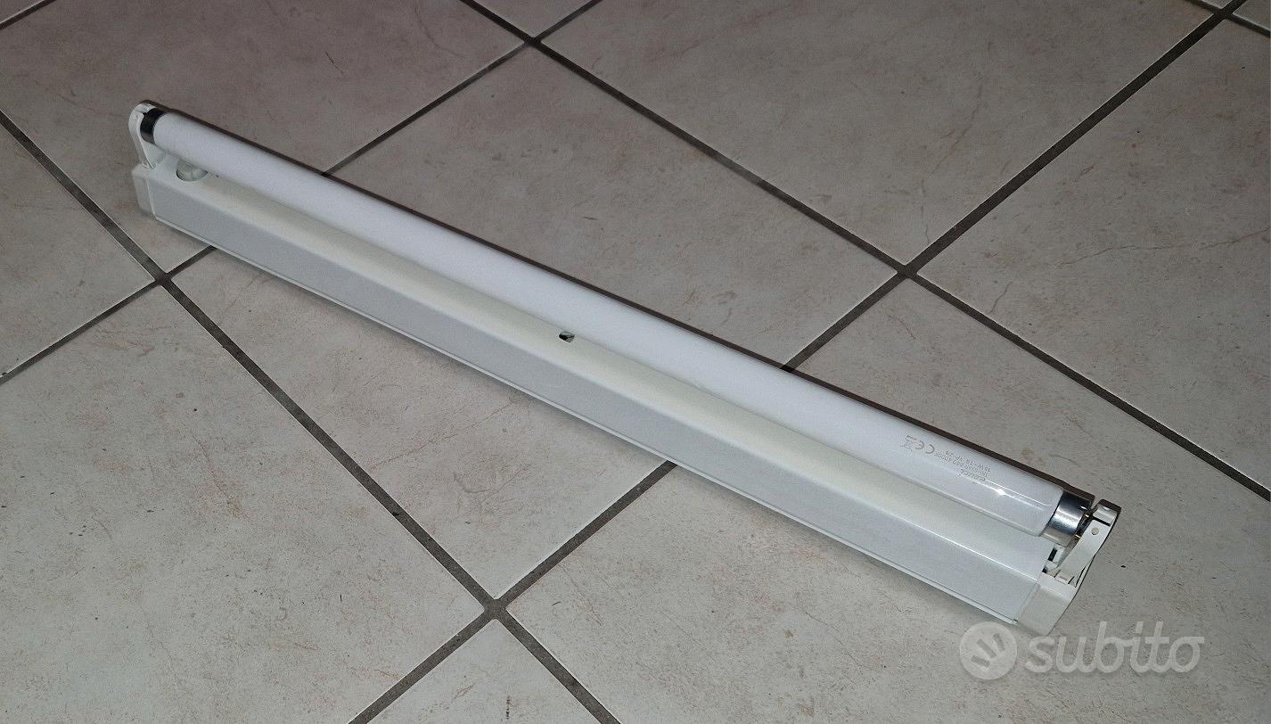 Lampada al neon - L=60 - Arredamento e Casalinghi In vendita a Varese