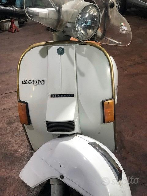 Piaggio vespone 200 px arcobaleno - 1984 - Moto e Scooter In vendita a Catania