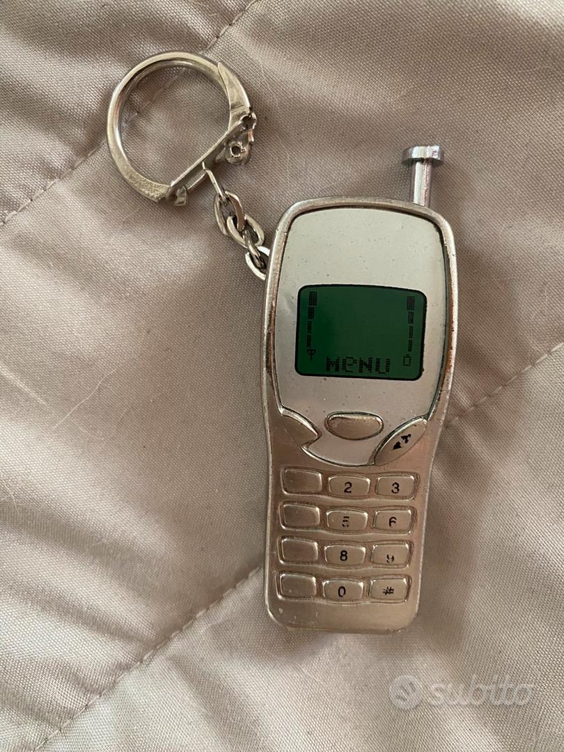Accendino telefonino vintage - Collezionismo In vendita a Torino