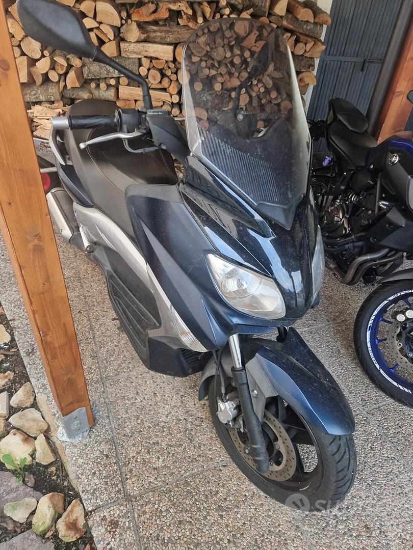 Yamaha Xmax 250cc - Moto e Scooter In vendita a Chieti