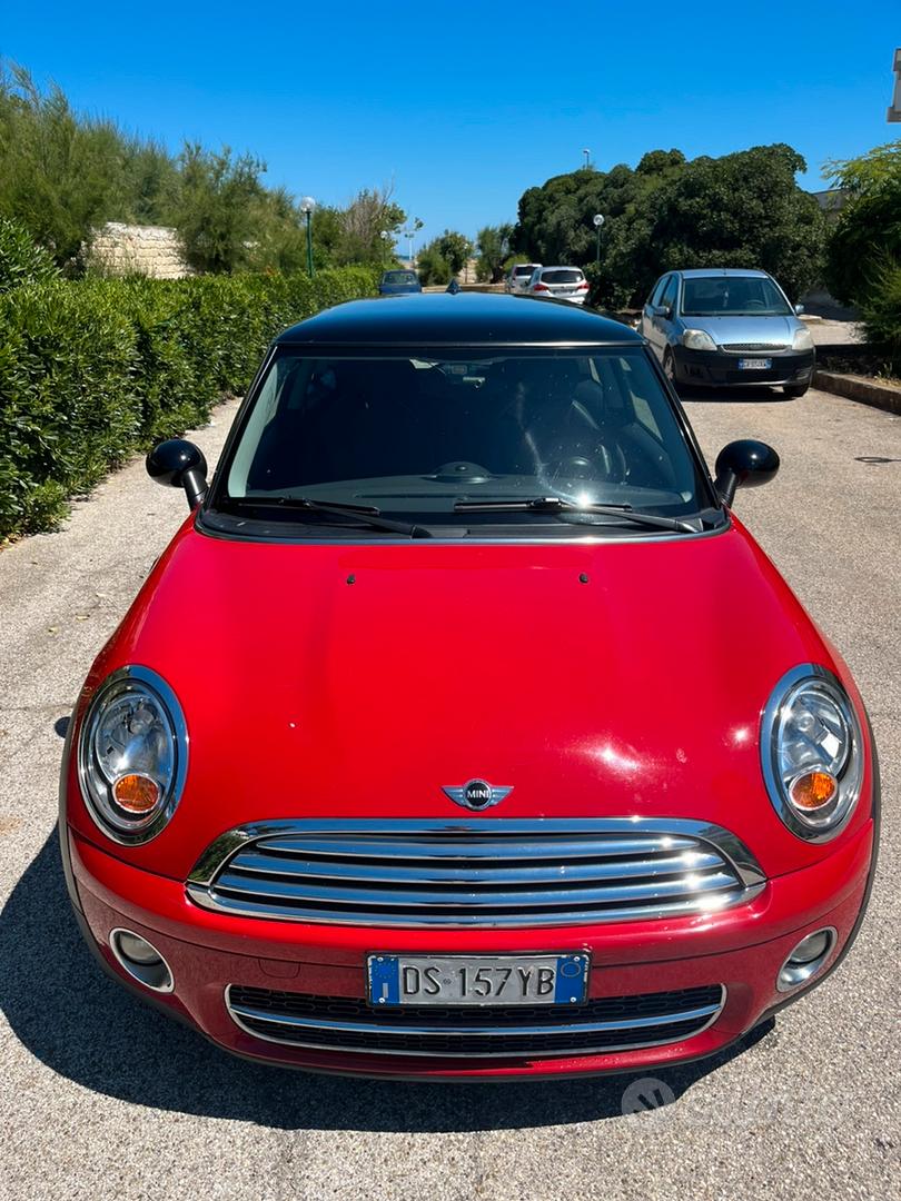 MINI Cooper D R56 Chili Red - Auto In vendita a Bari
