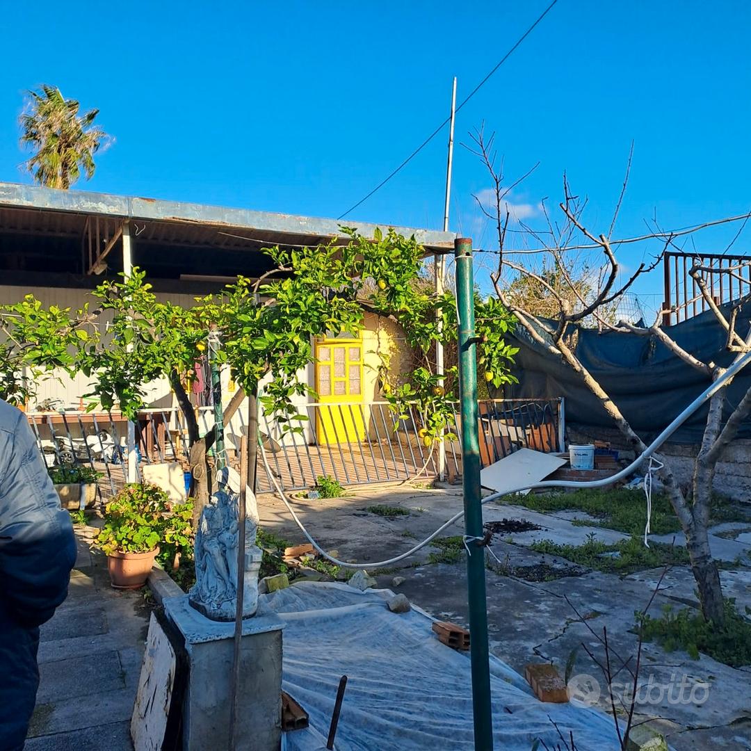 Modulo abitativo con circa mt 500 di terreno - Terreni e rustici In ...