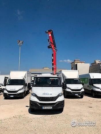 Subito - CARGO SERVICE - IVECO DAILY 35C16 cassone fisso con gru ...