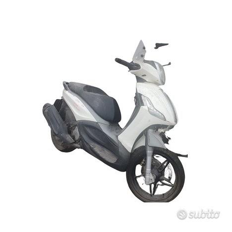 Ricambi usati Piaggio Beverly 330 benzina del 2018 - Accessori Moto In ...