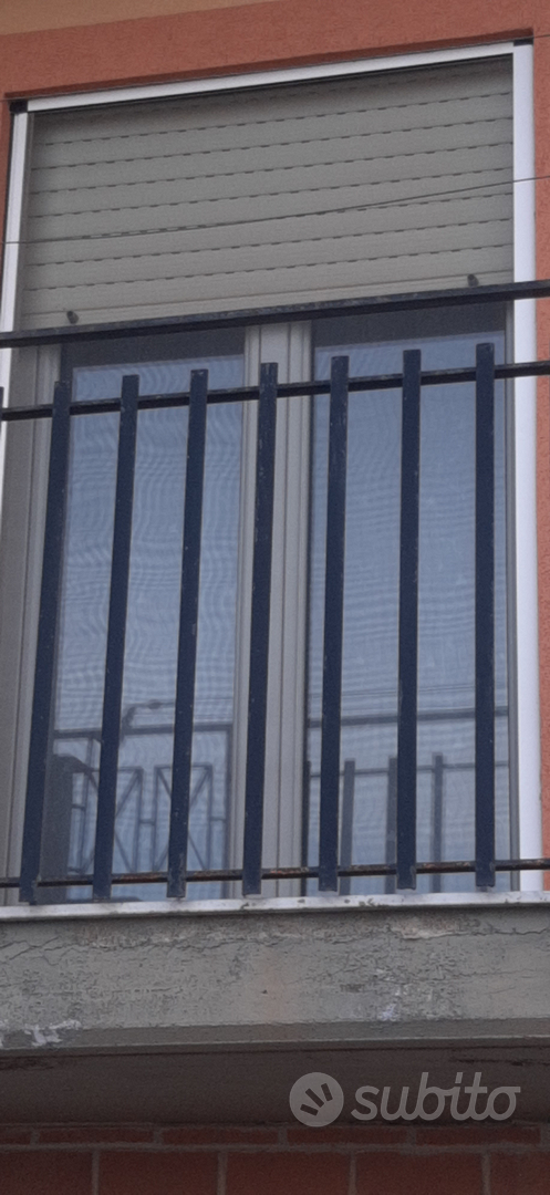 Infissi in alluminio di colore avorio 70 euro cad - Arredamento e ...