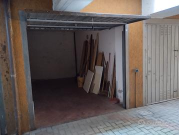 Box auto - Garage e box In vendita a Milano