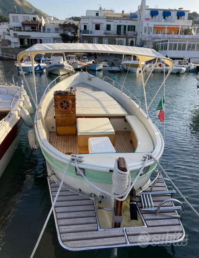 Gozzo 7 metri semicabinato vetroresina - Nautica In vendita a Napoli