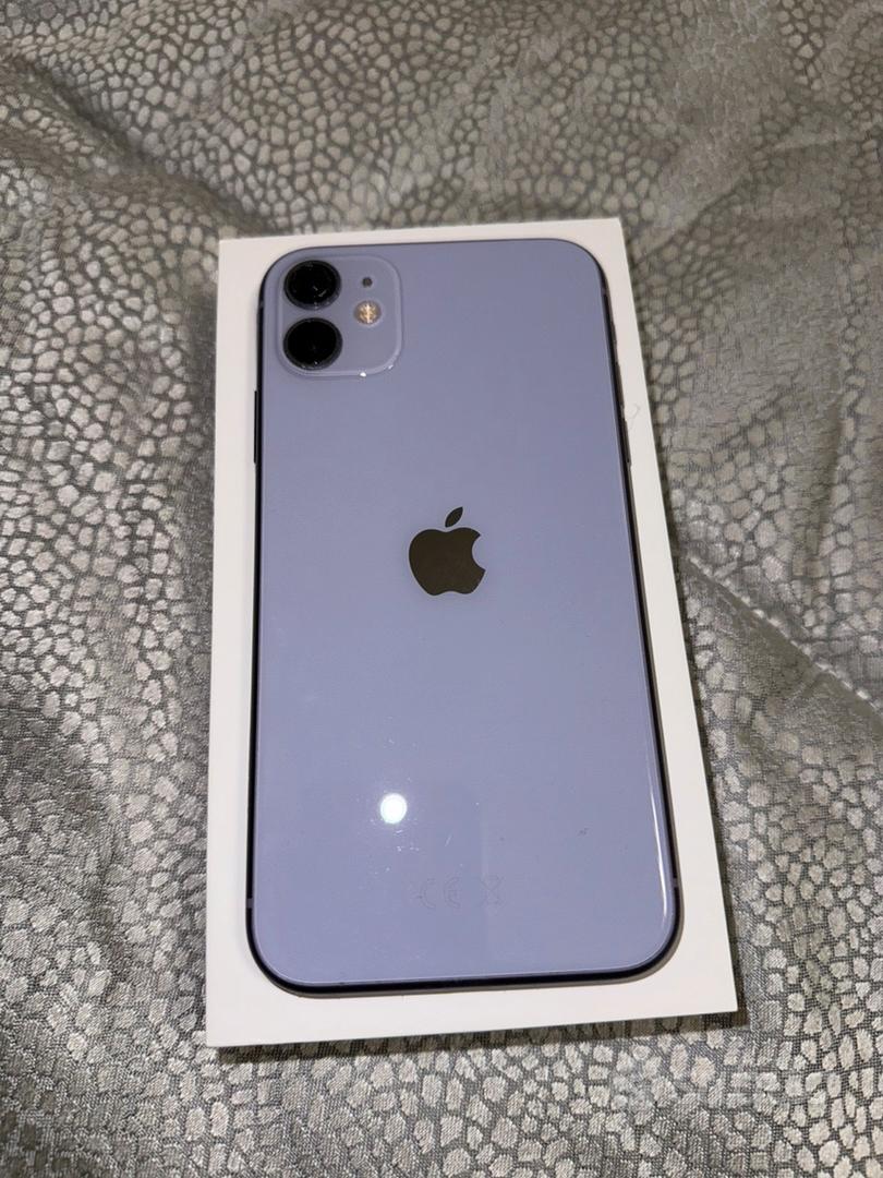 Iphone 11 lilla 64GB+ 7 cover - Telefonia In vendita a Vicenza