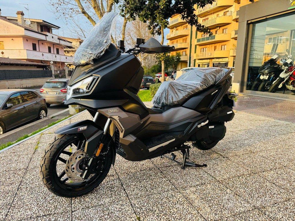 Subito - Massimo Moto 3206812548 - SYM ADX 300 PRONTA CONSEGNA - Moto e ...