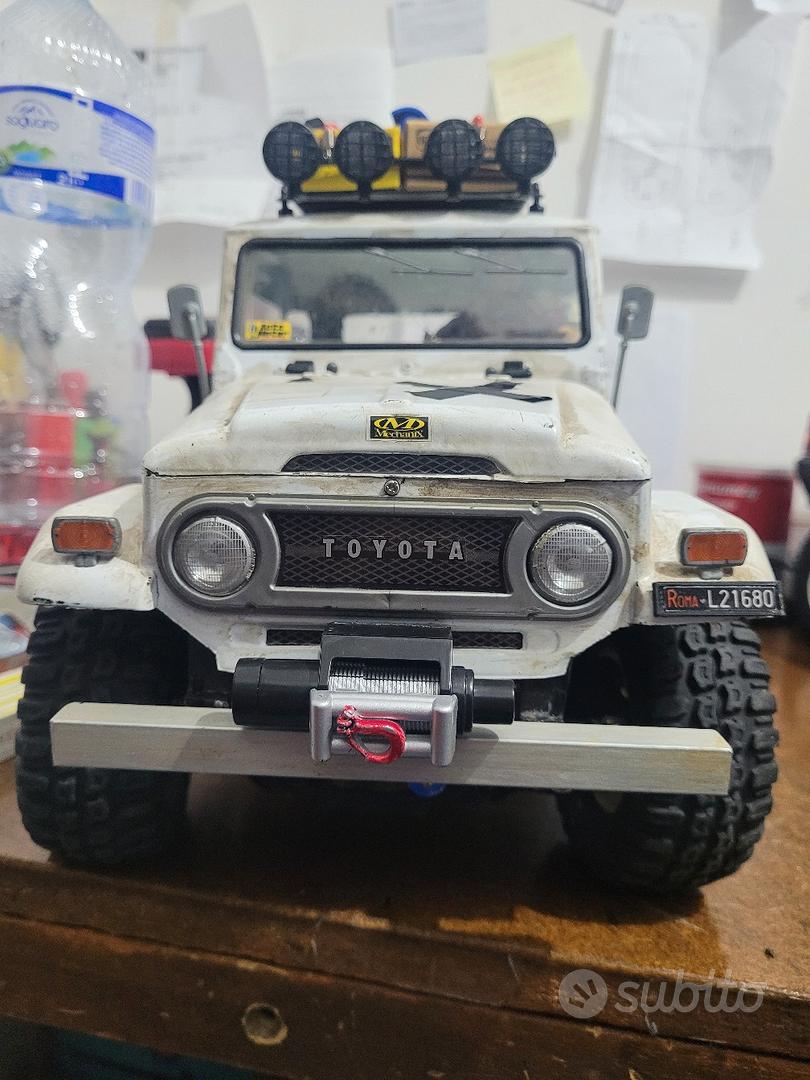 Toyota FJ40 TAMIYA CC-01 - Collezionismo In vendita a L'Aquila