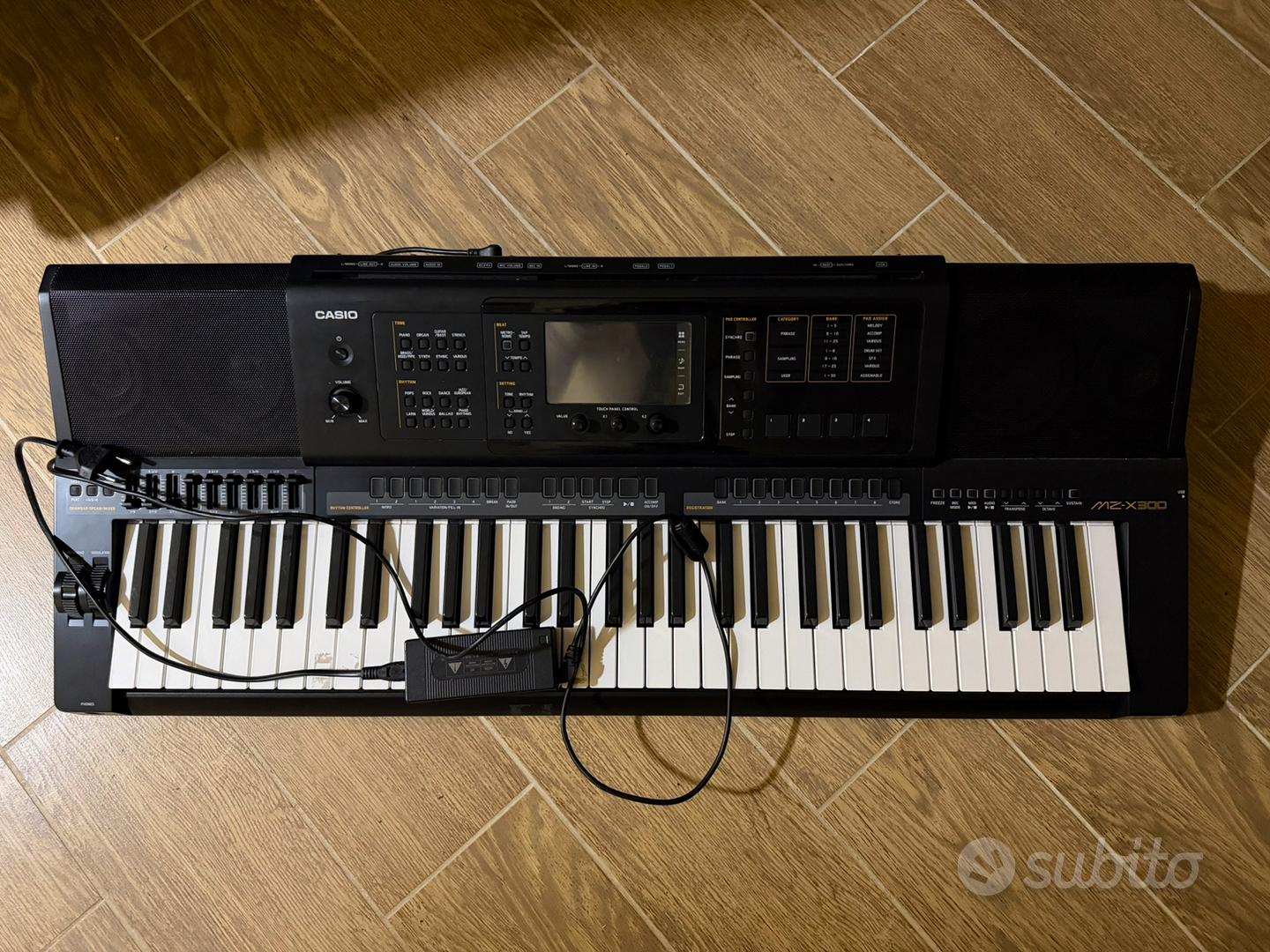 Tastiera Casio MZ-X300 - Strumenti Musicali In vendita a Roma
