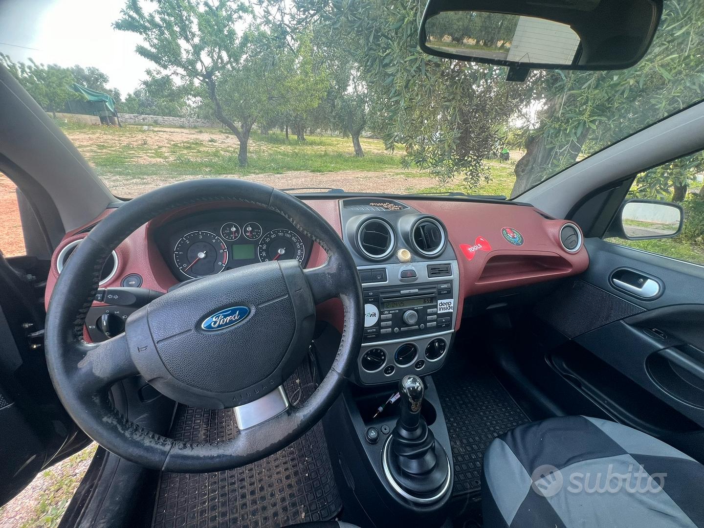 Ford fiesta 2007 - Auto In vendita a Bari