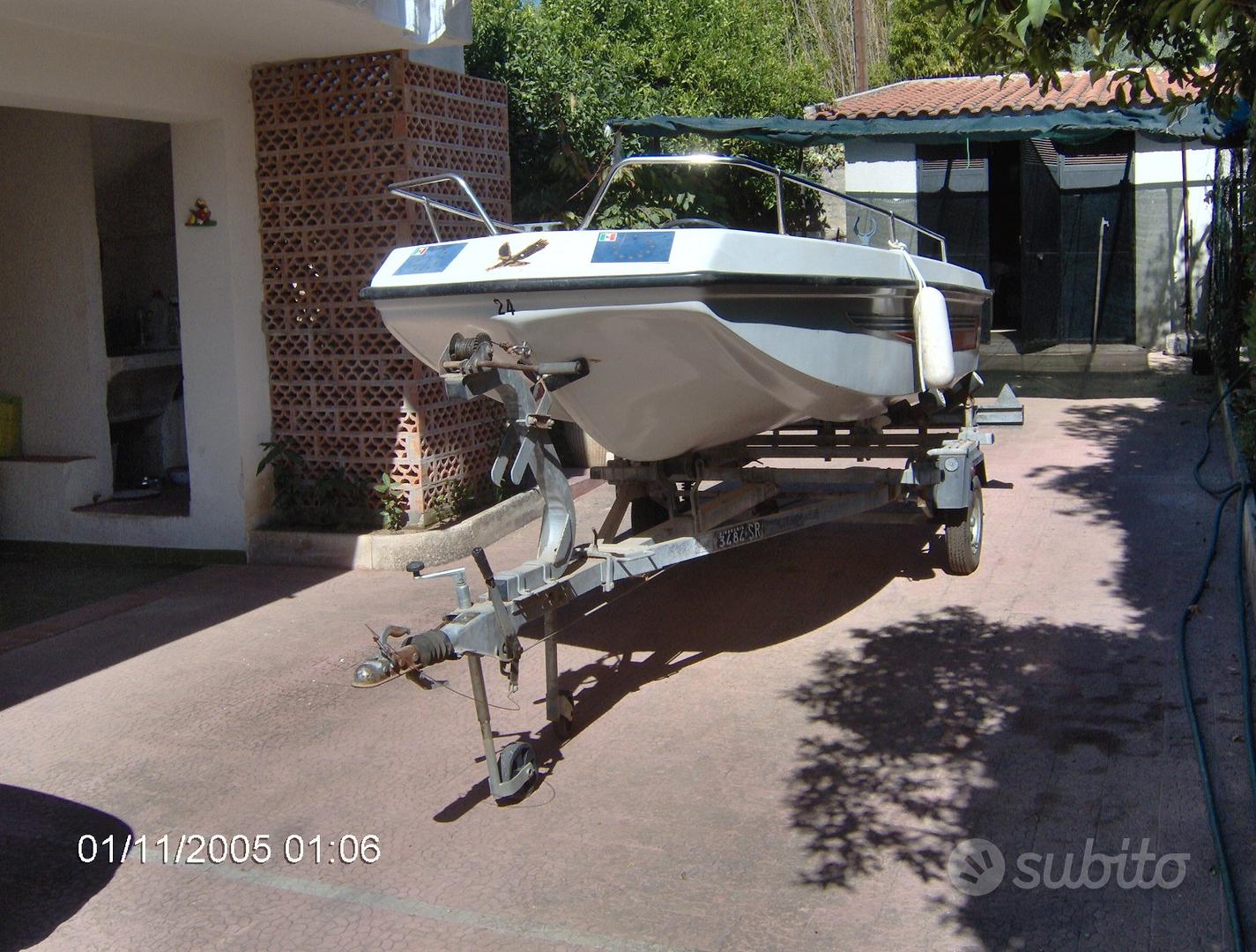 Barca in vetroresina con carrello - Nautica In vendita a Siracusa