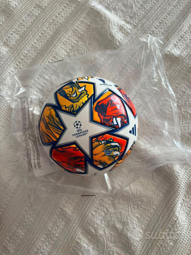 Mini Ball Champions League finale London 2024 - Sports In vendita a Milano