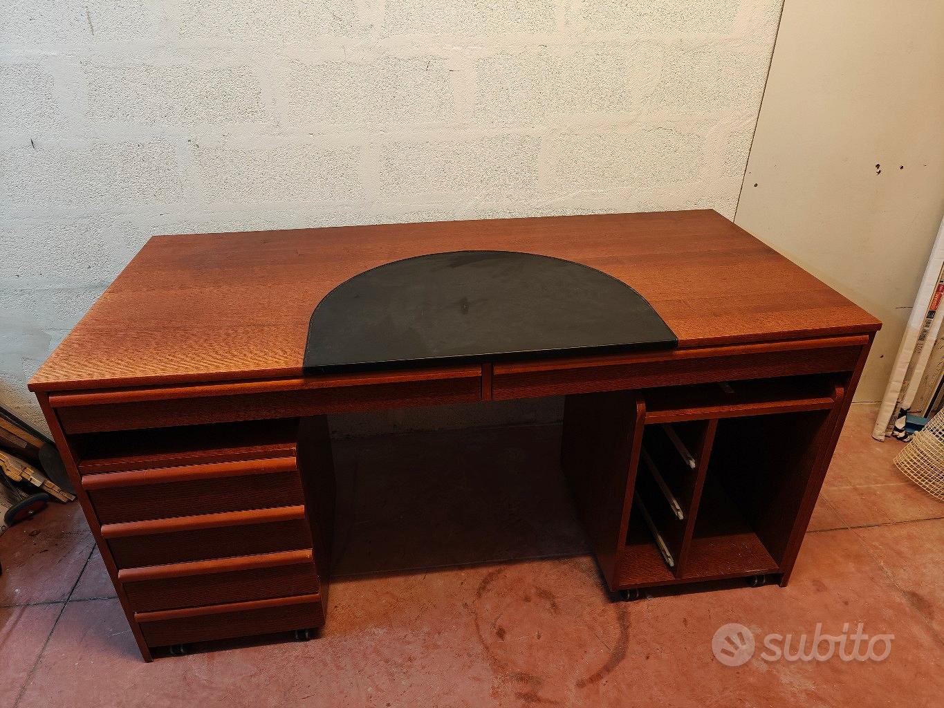 scrivania in legno - Arredamento e Casalinghi In vendita a Viterbo