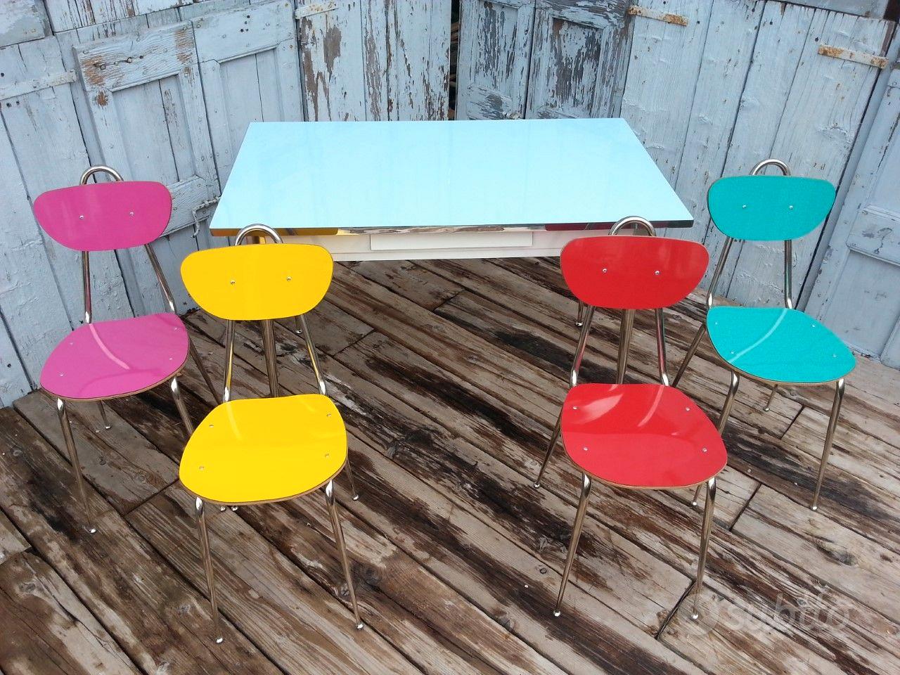 Subito - NERO VINTAGE - tavolo formica azzurro vintage - Arredamento e ...
