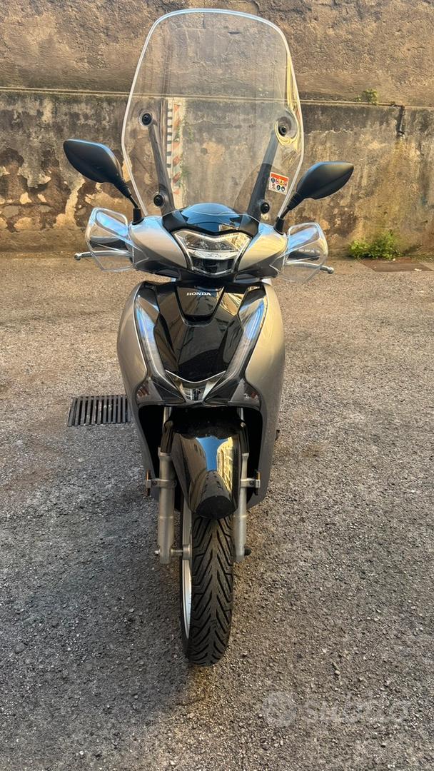 Honda Sh 125 2019 ABS - Moto e Scooter In vendita a Salerno