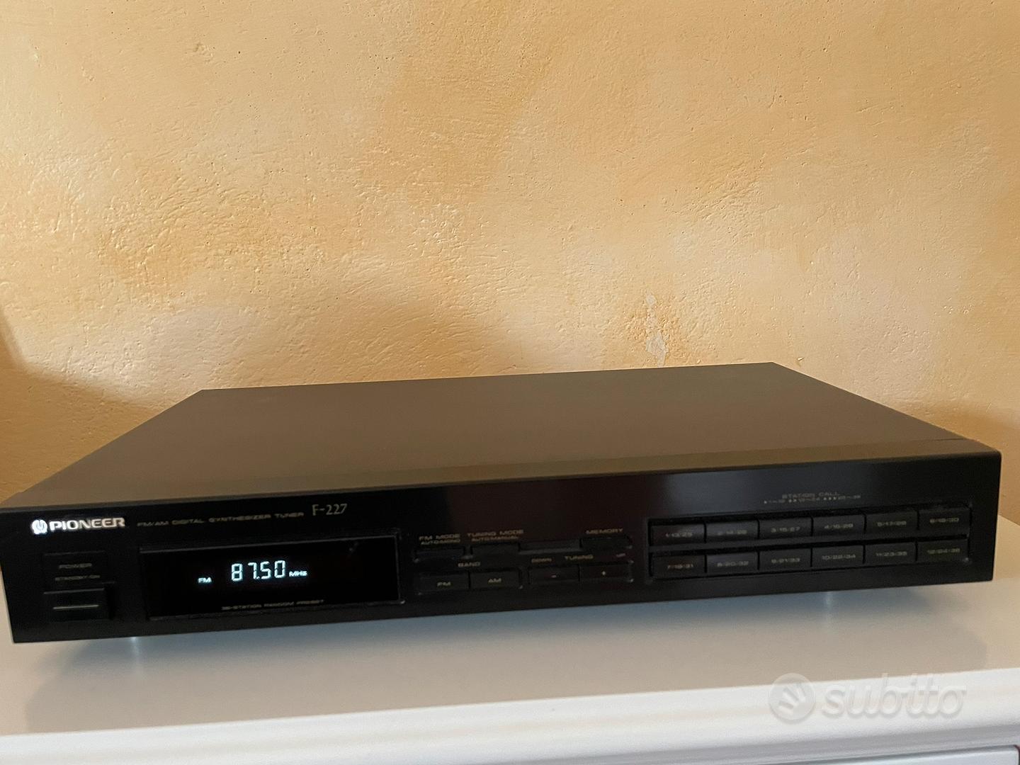 Pioneer AM FM Sintonizzatore Stereo F-227 - Audio/Video In vendita a Trento