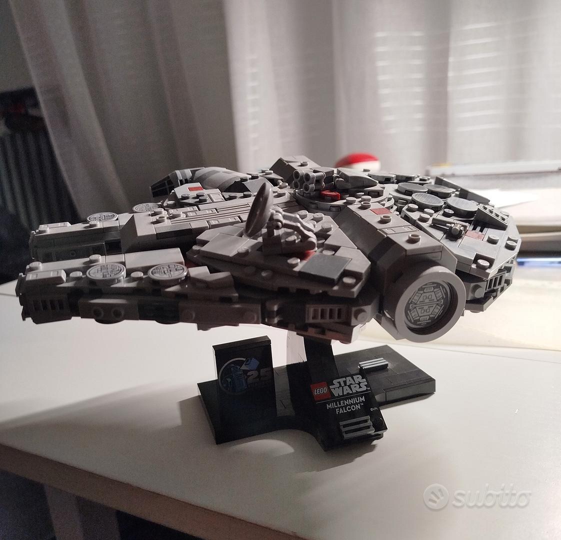 LEGO Millennium Falcon set 75375 - Collezionismo In vendita a Roma