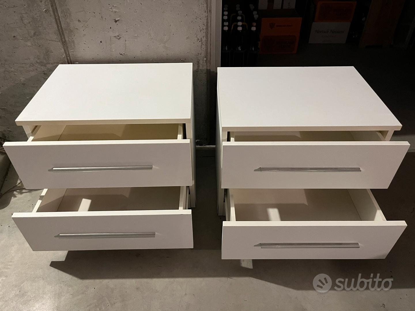 Coppia comodini bianchi in legno - Arredamento e Casalinghi In vendita ...