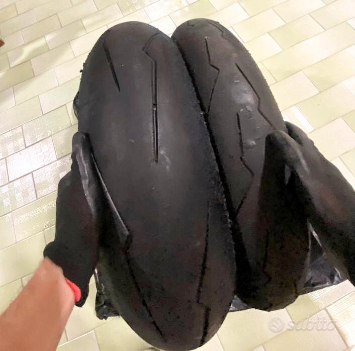 Pirelli Diablo Supercorsa v2 sc2 - Accessori Moto In vendita a Napoli