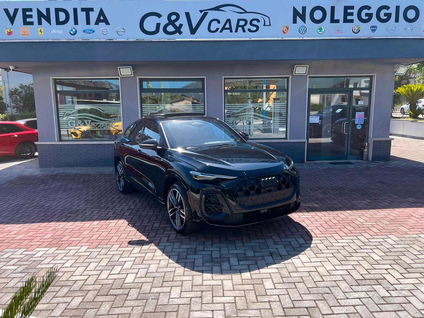 Subito - G.&V. CARS S.R.L - Audi Q5 ACCONTO €26.950 NOLEGGIO CON ...
