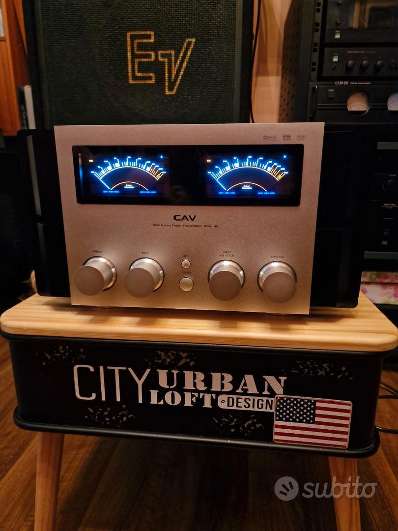 CAV Model A8 - Audio/Video In vendita a Milano
