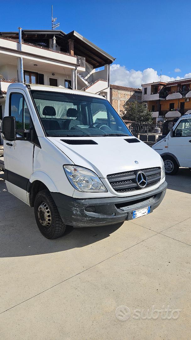 Mercedes Sprinter 419 telaio - Veicoli commerciali In vendita a Napoli