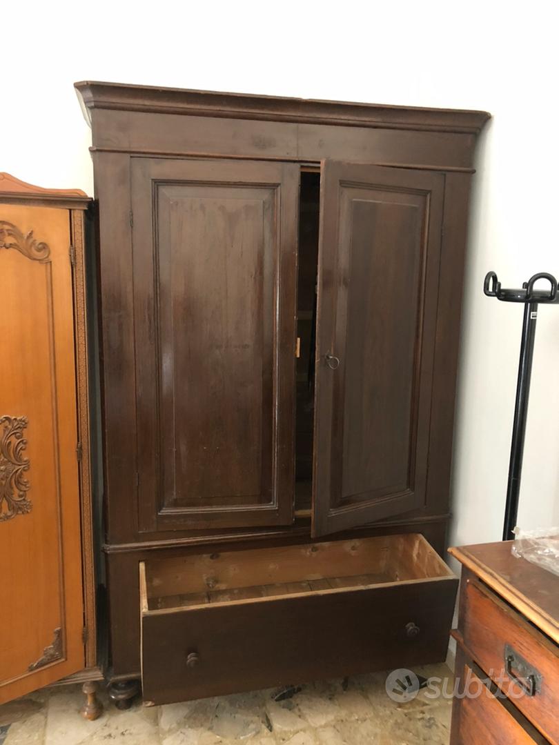Armadio Antico In Legno Arredamento E Casalinghi In Vendita A Catania