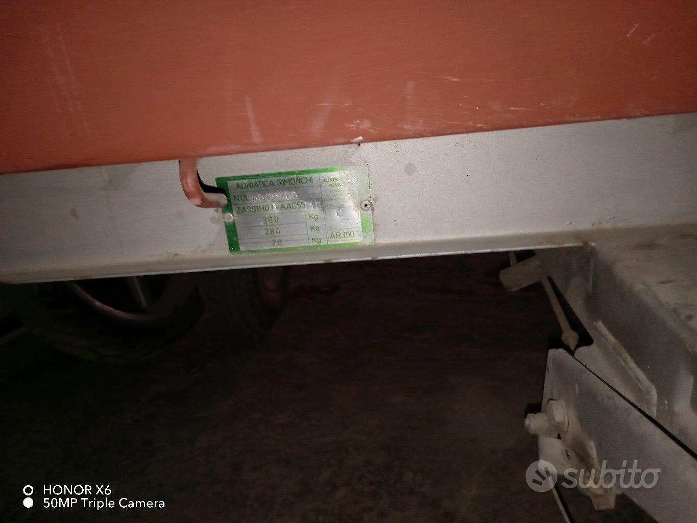 Carrello rimorchio kg. 300. - Accessori Auto In vendita a Ragusa