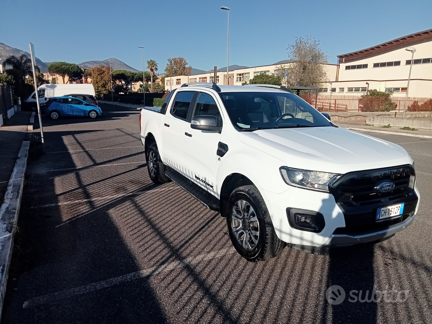 Ford Ranger wildtrak 2022 - Veicoli commerciali In vendita a Latina