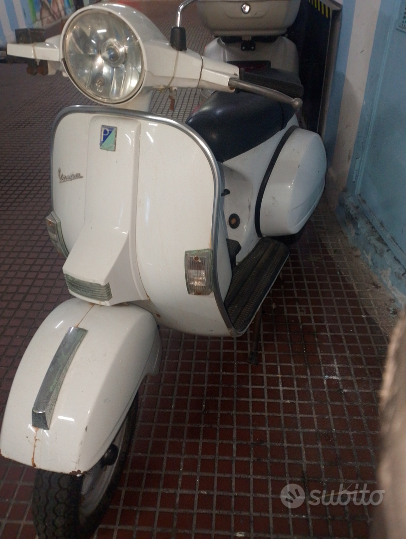 Vespa 151PXE anno 2000 - Moto e Scooter In vendita a Napoli