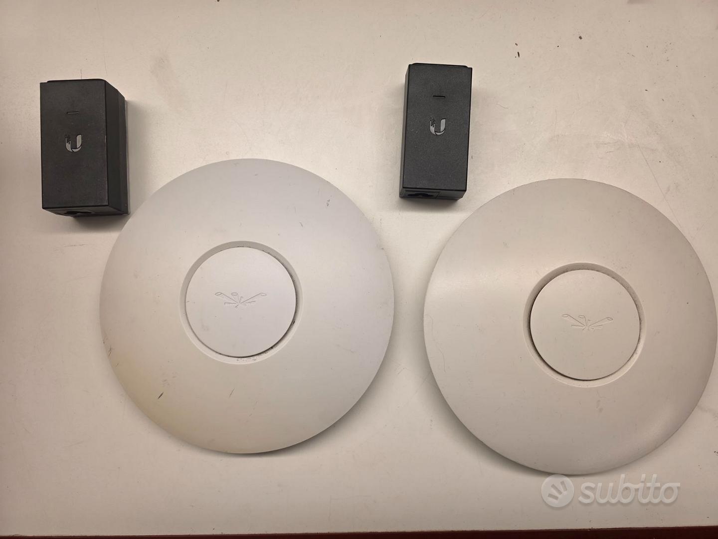 2 Pezzi Ubiquiti UAP-LR Enterprise AP-LR UniFi PoE - Informatica In ...