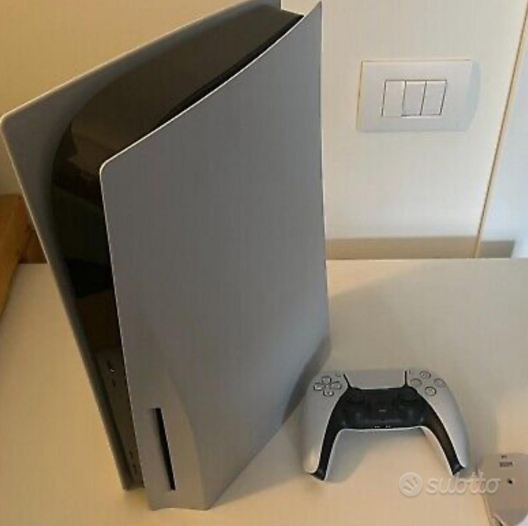 Playstation 5 Con disco + pad - Console e Videogiochi In vendita a Roma