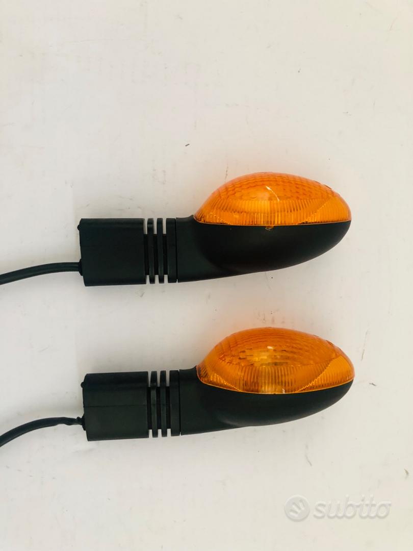 Subito - COERI DI RADICI MAURIZIO - Frecce indicatori direzione anter. Ducati MONSTER ...