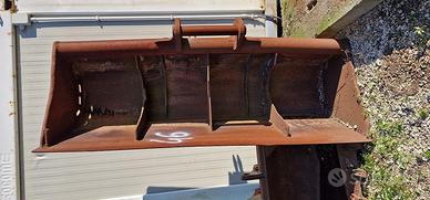 Subito - BENTIVOGLIO BRUNO SRL - Benna da fosso attacco rapido cod. 46 ...