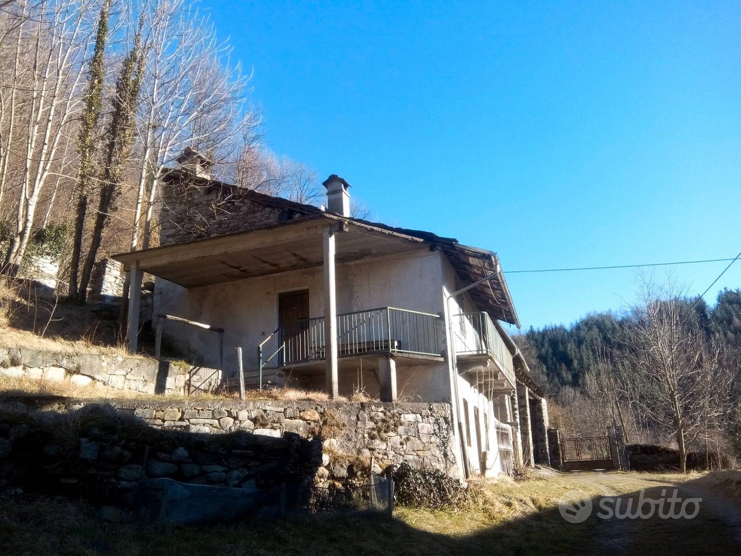 CASCINA a Valchiusa (Valchiusella -TO-) - Terreni e rustici In vendita ...