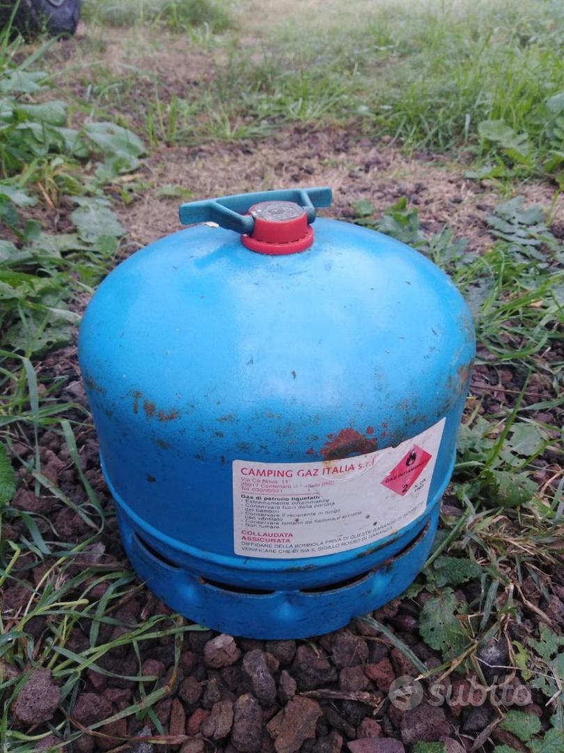BOMBOLA BUTANO CAMPING GAZ 2,75 KG - Sports In vendita a Roma