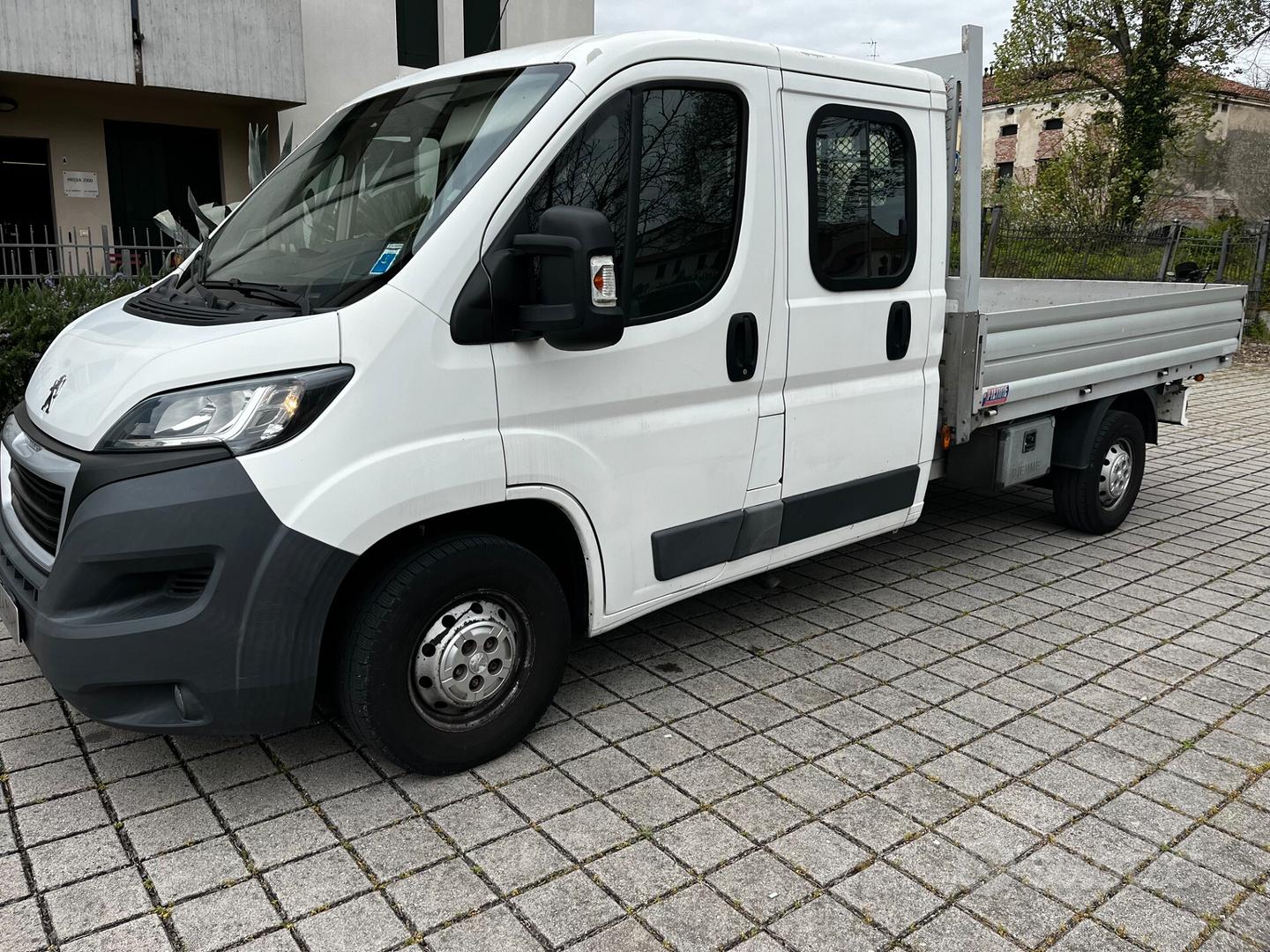 Subito - MEDIA 2000 - PEUGEOT BOXER HDI DOPPIA CABINA SETTE POSTI ...