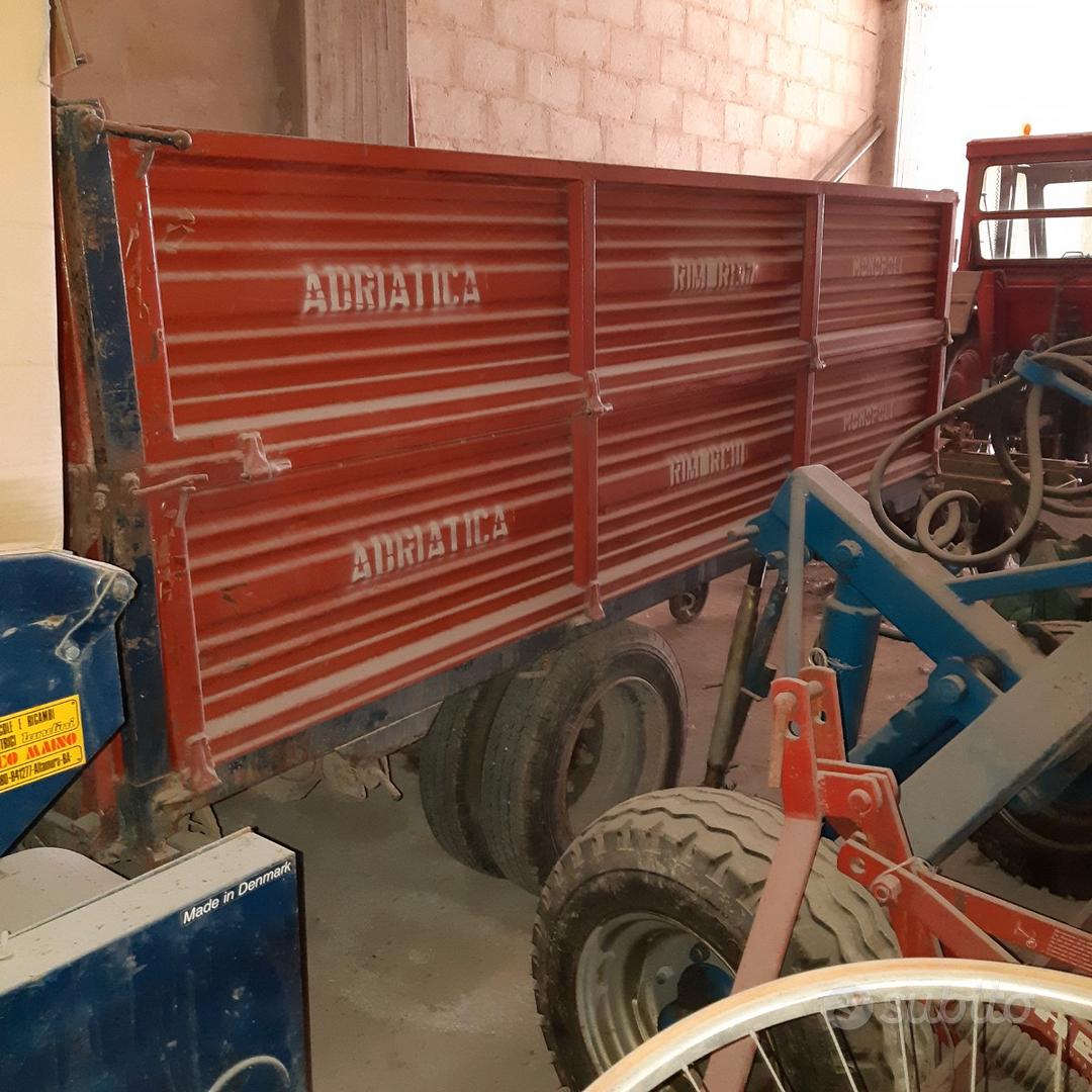 Rimorchio agricolo ribaltabile - Veicoli commerciali In vendita a Matera