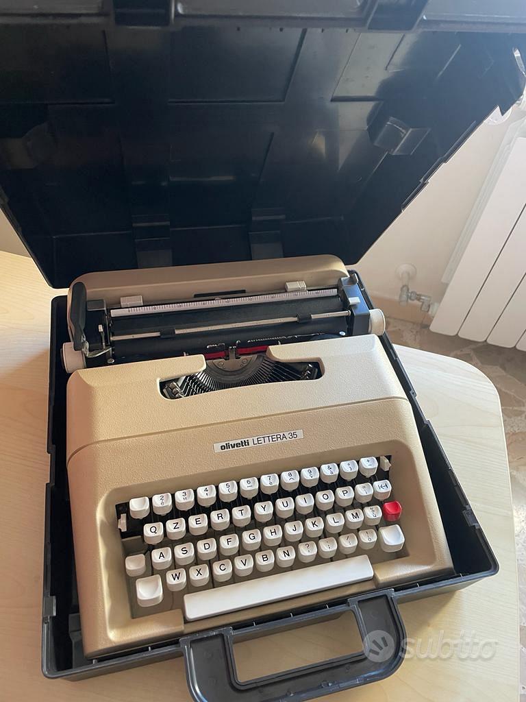 Macchina da scrivere Olivetti lettera 35 - Collezionismo In vendita a ...