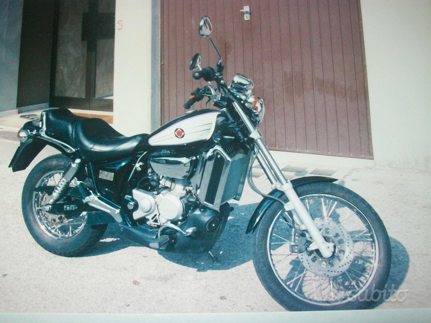 Aprilia Red Rose 125 - Moto e Scooter In vendita a Trento