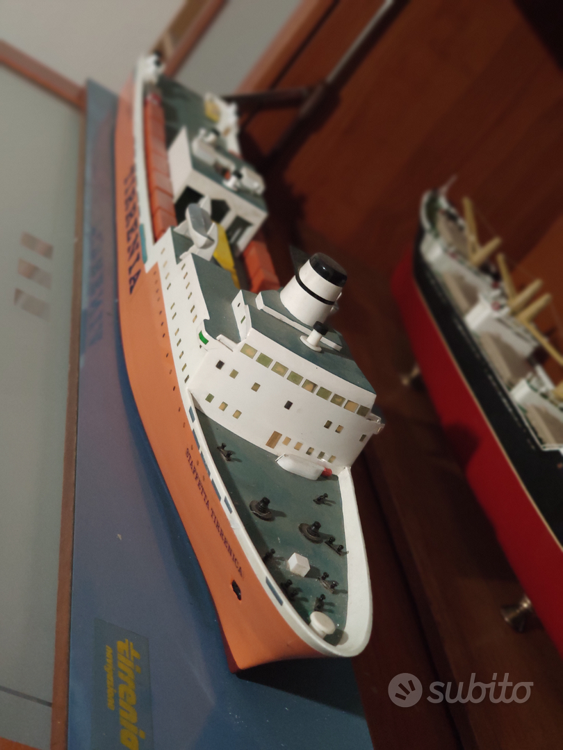 Modellino nave traghetto - Collezionismo In vendita a Vicenza