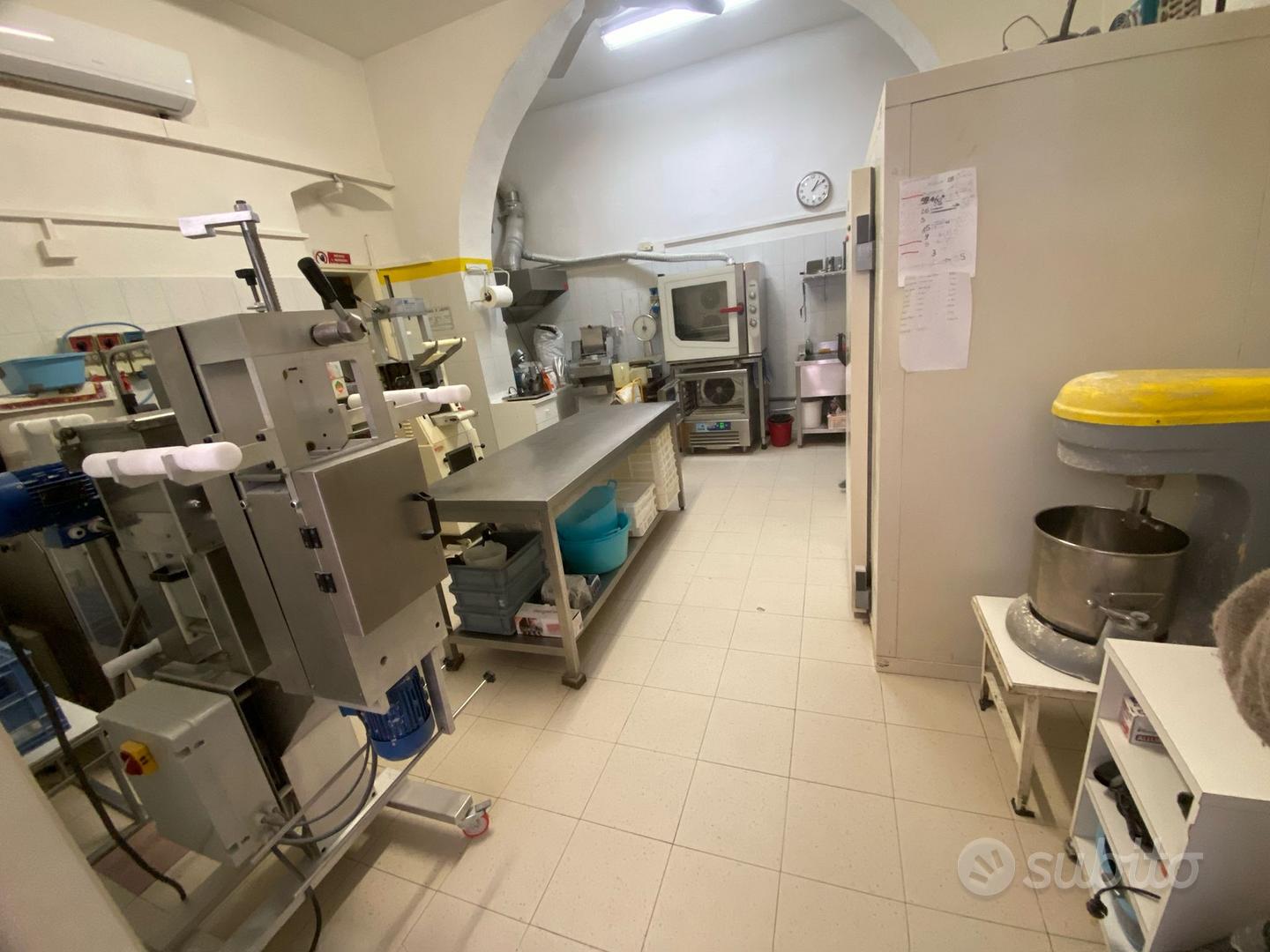Macchinari pasta Fresca - Attrezzature di lavoro In vendita a Livorno