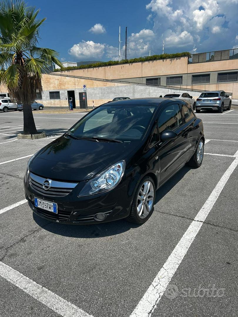 Opel corsa diesel 1.3 - Auto In vendita a Genova
