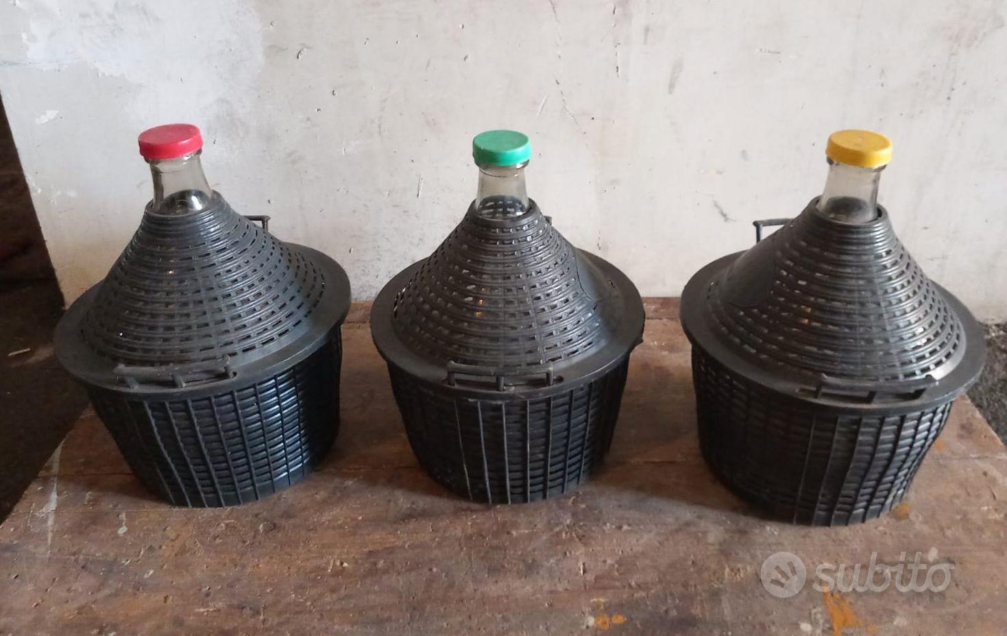 GRUPPO RECIPIENTI VARI TIPI IN VETRO/PLASTICA - Giardino e Fai da te In ...