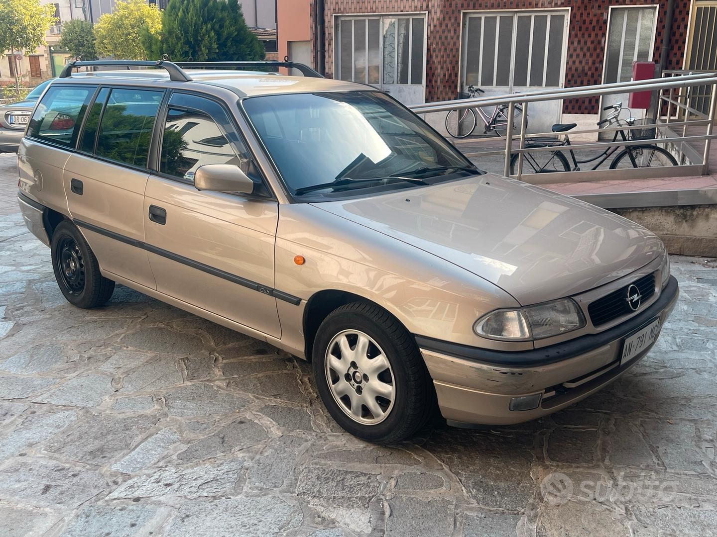 Opel astra - Auto In vendita a Pavia