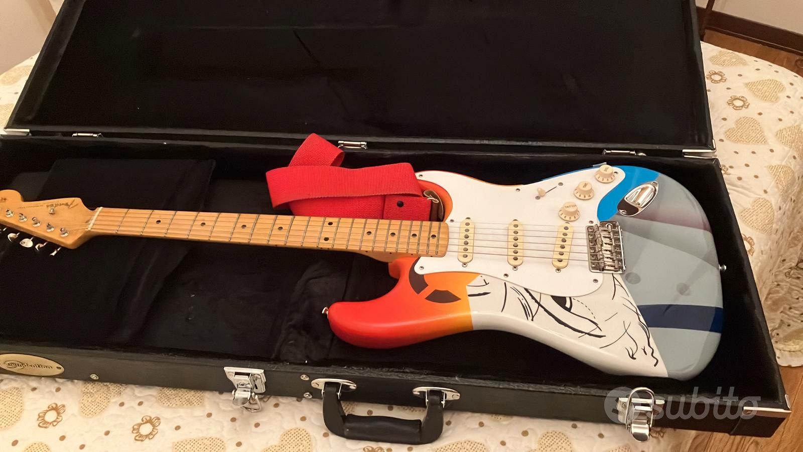 Fender stratocaster Eric Clapton "Rainbow" - Strumenti Musicali In ...